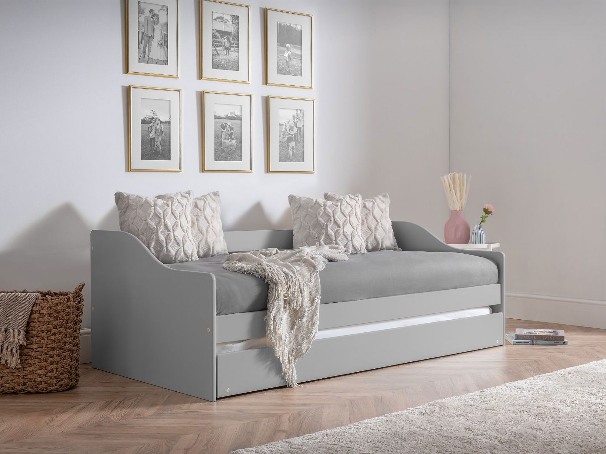 Elba Daybed - Dove Grey at ...now to Bed